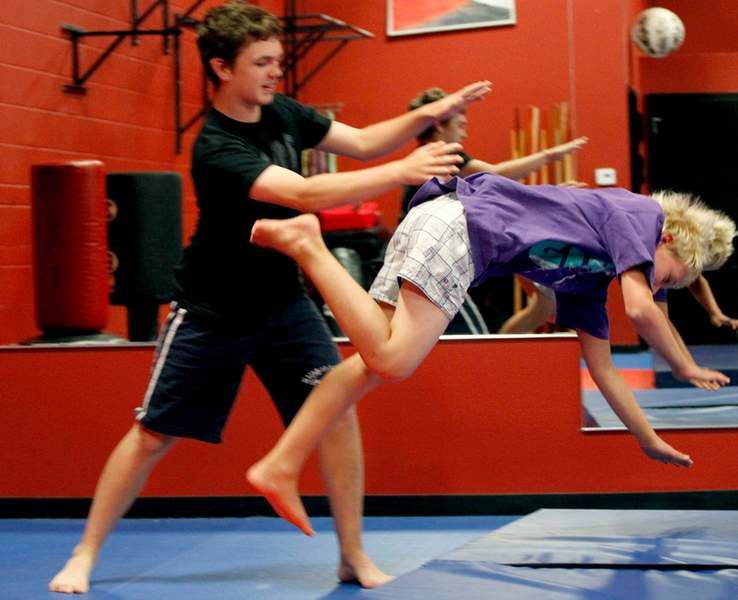 Students practice fake fighting | The Bulletin