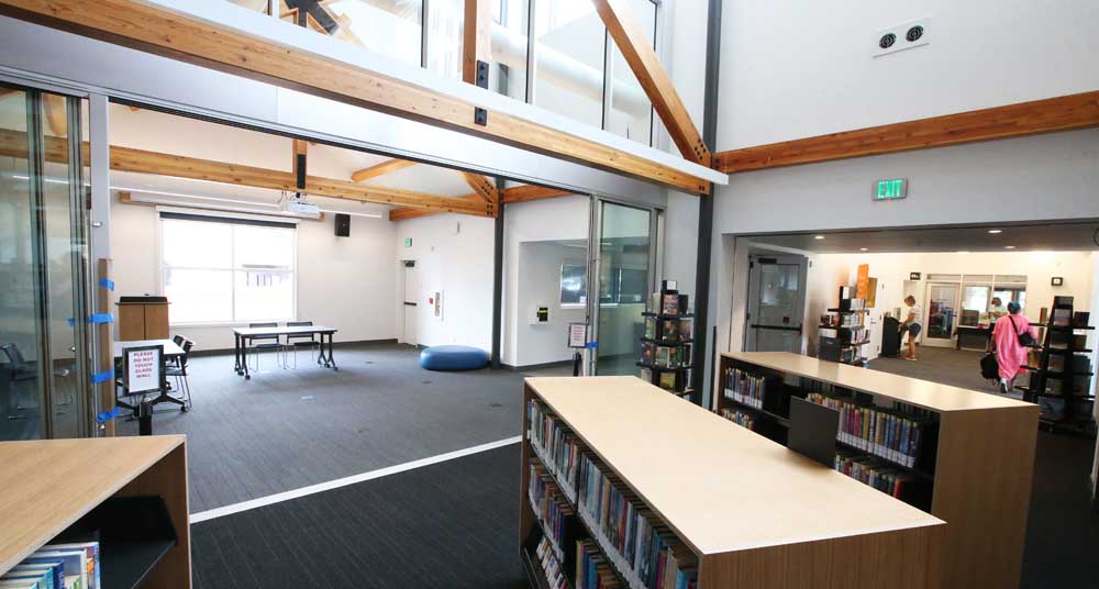 Sunriver library checks back in after 10-month renovation | The Bulletin