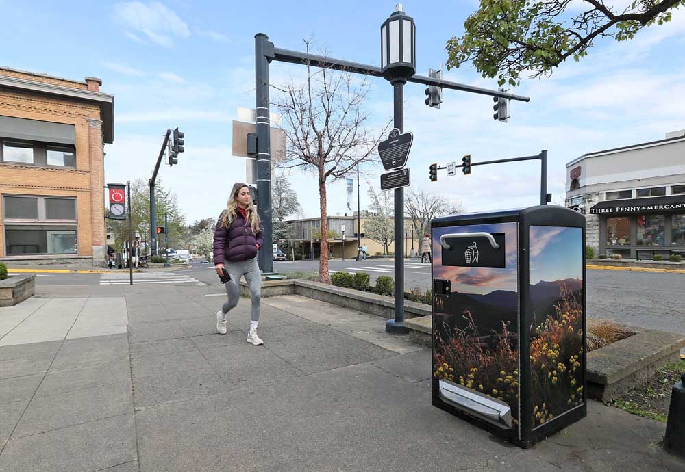 Ashland gets new high-tech trash cans for $4,783 apiece | The Bulletin
