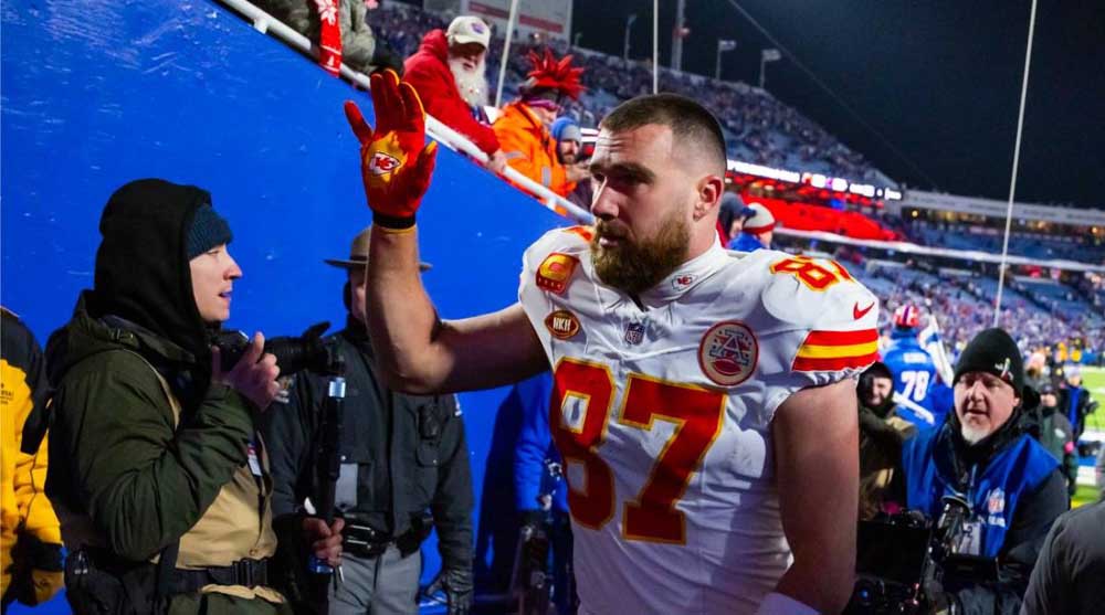 Travis Kelce Explained Why Heart Hand Celebration After TD vs. Bills ...