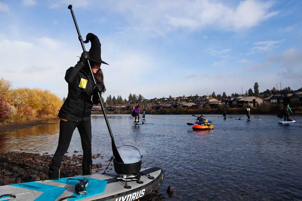 Bend witches to paddle the Deschutes Oct. 31 | The Bulletin