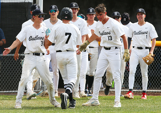Sisters baseball takes down La Pine to advance to 3A state ...