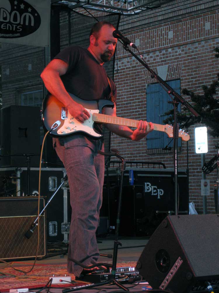 Brent Alan & His Funky Friends get down in Bend | The Bulletin