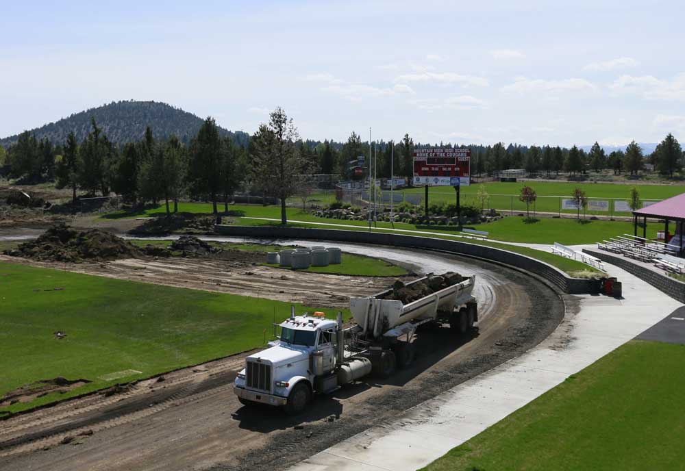 Mountain View track reconstruction underway | The Bulletin