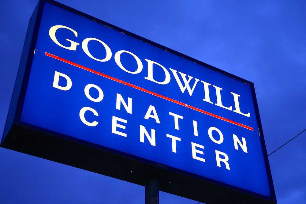 Goodwill reopens 5 stores in Oregon | The Bulletin