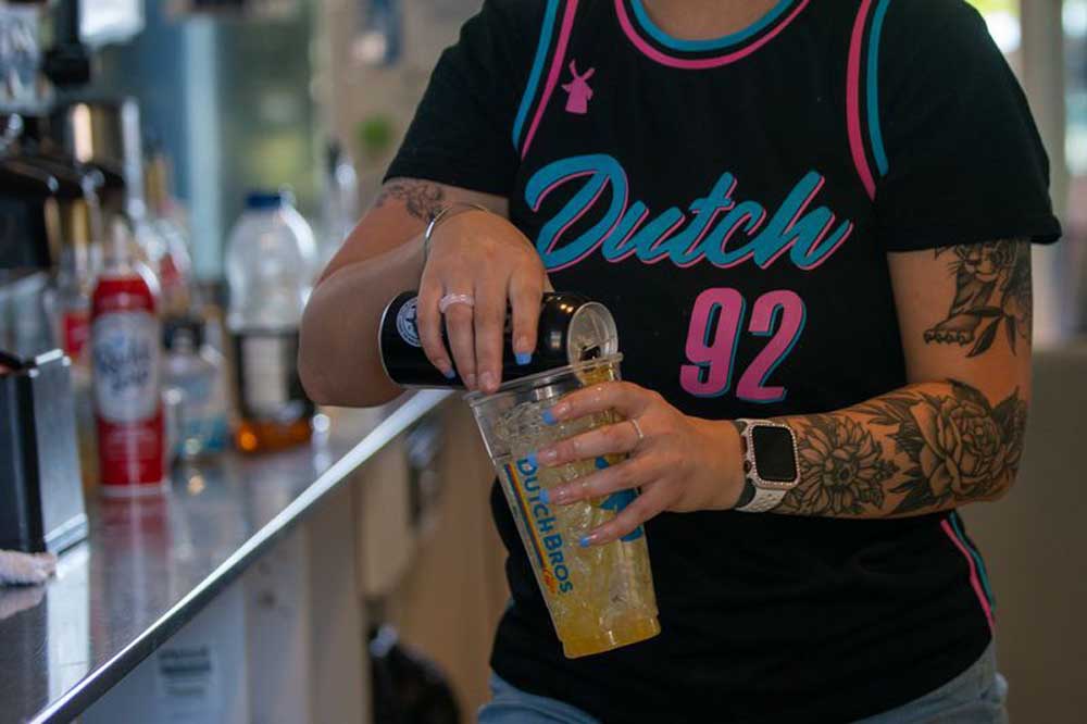 Dutch Bros hires former Starbucks executive as president | The Bulletin