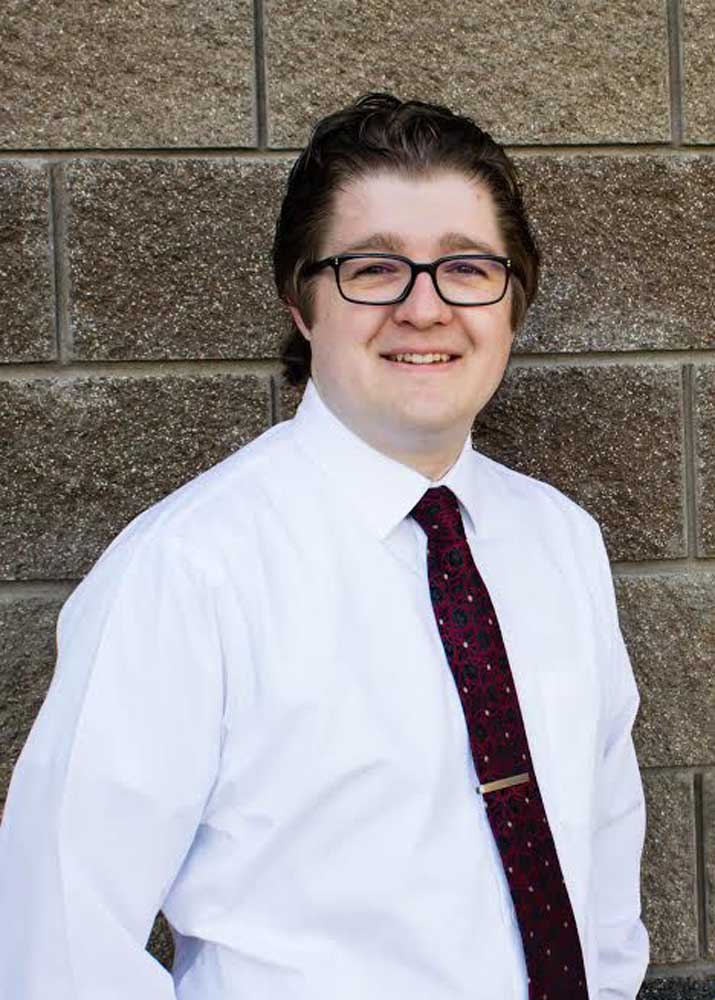 Redmond High assistant principal picked to lead the school | The Bulletin