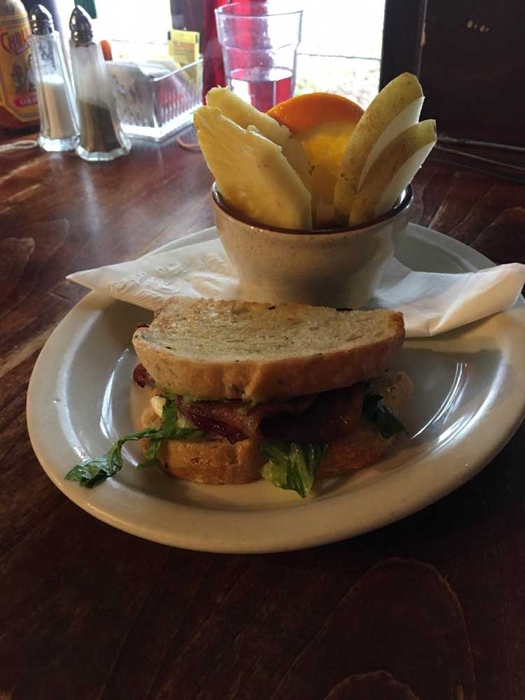 Bite-size restaurant review: One Street Down Cafe | The Bulletin