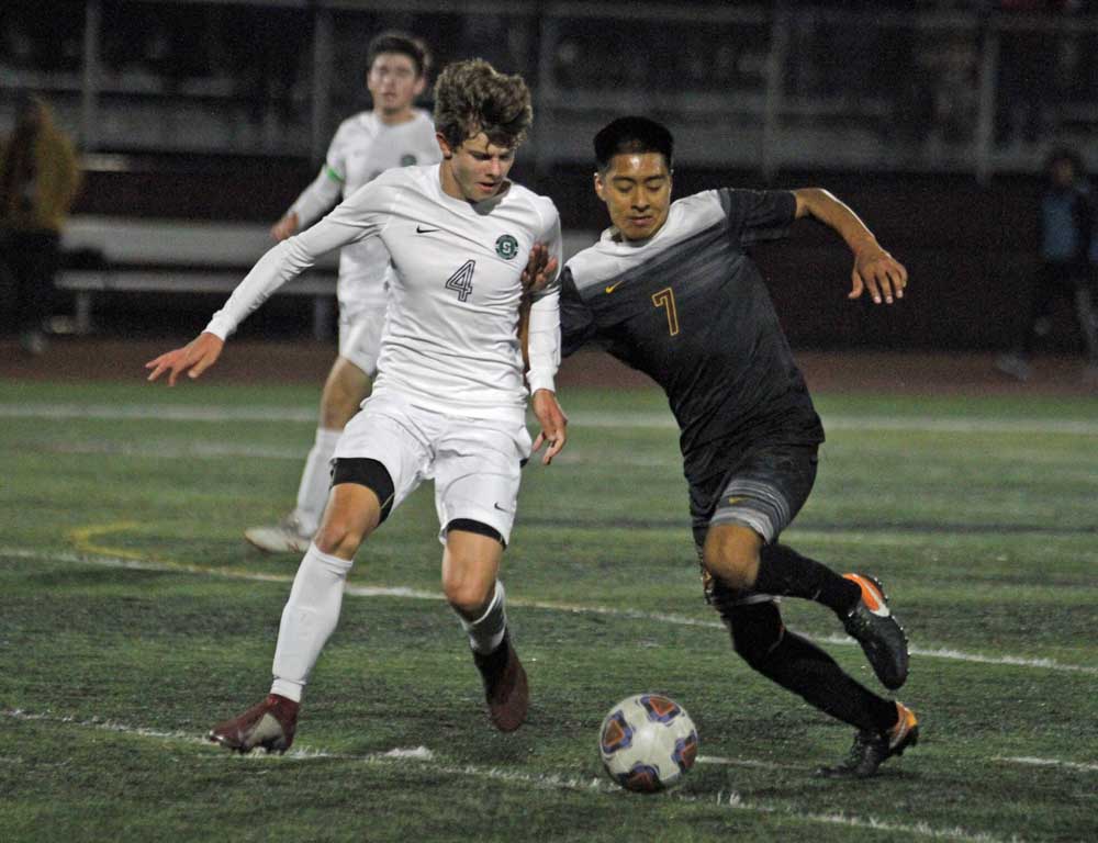 Summit boys soccer headed back to state title match | The Bulletin