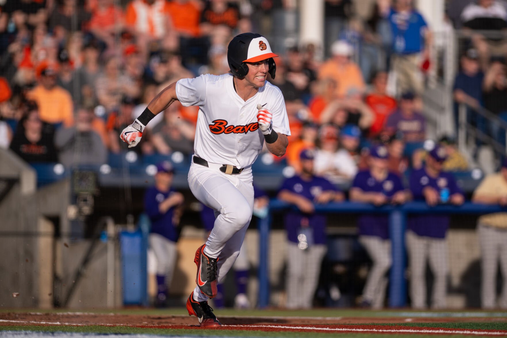 No. 8 Oregon State baseball walks off Louisville for 4-3 win to open ...