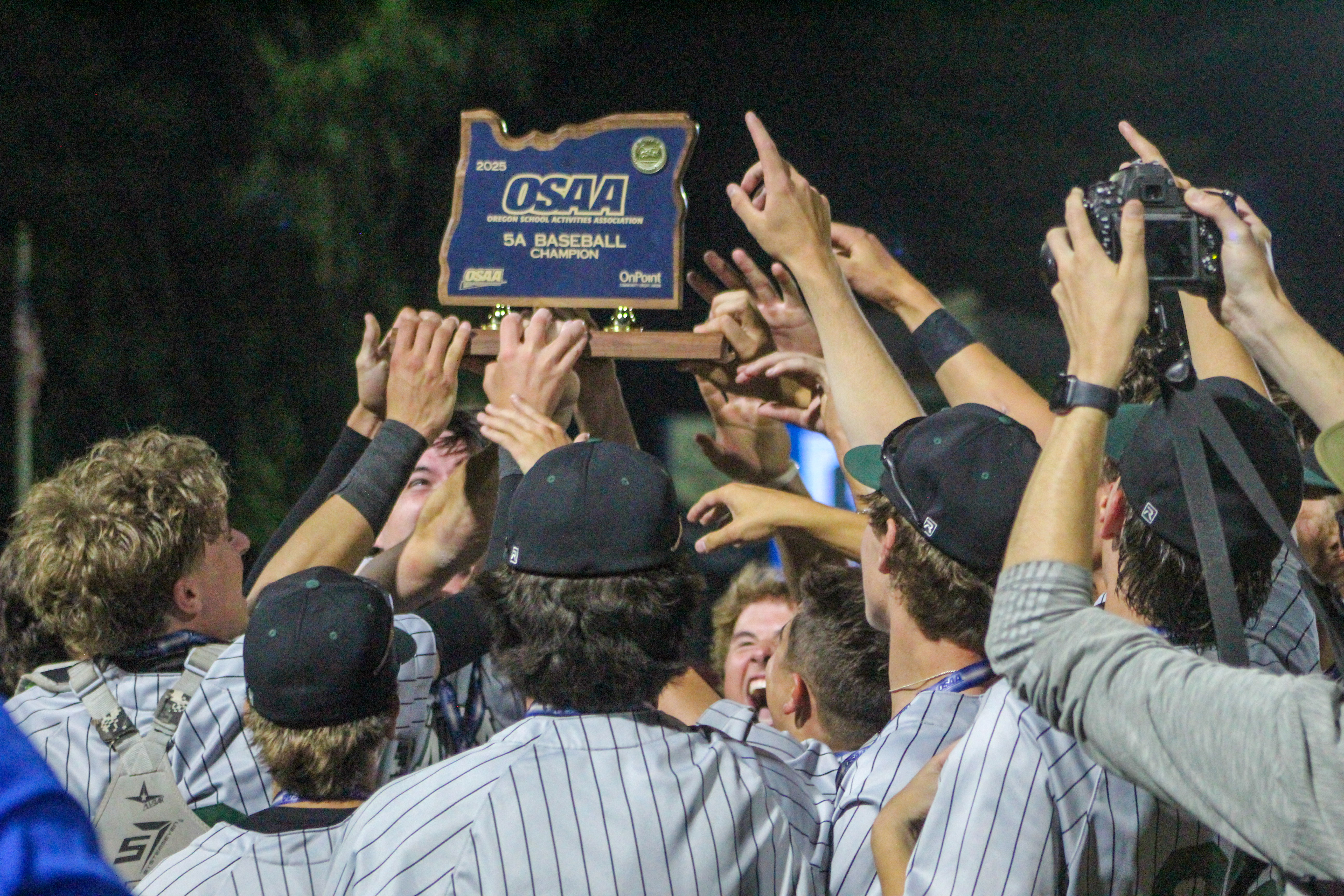 Summit wins third-straight OSAA Cup, ninth since 2009 | The Bulletin