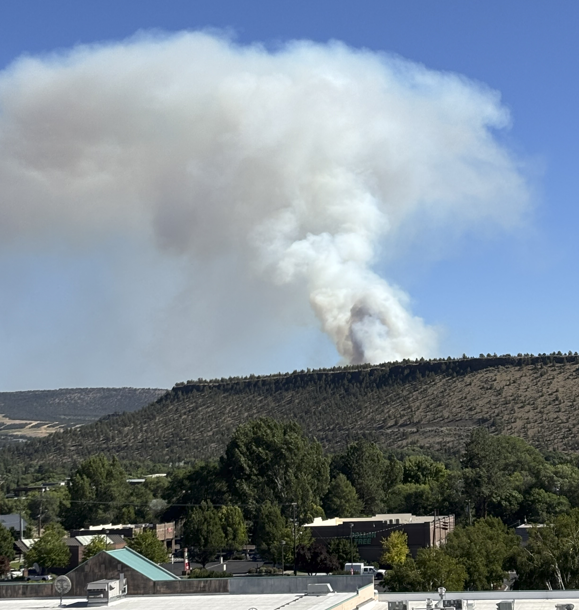 HIGHLAND FIRE UPDATE: Fire 5% contained as of Monday morning ...