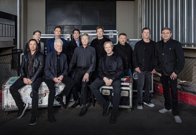 Legendary hitmakers Chicago return to Bend’s Hayden Homes Amphitheater ...