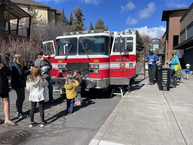 Bend Fire & Rescue hosts community open house for Fire Prevention Week ...