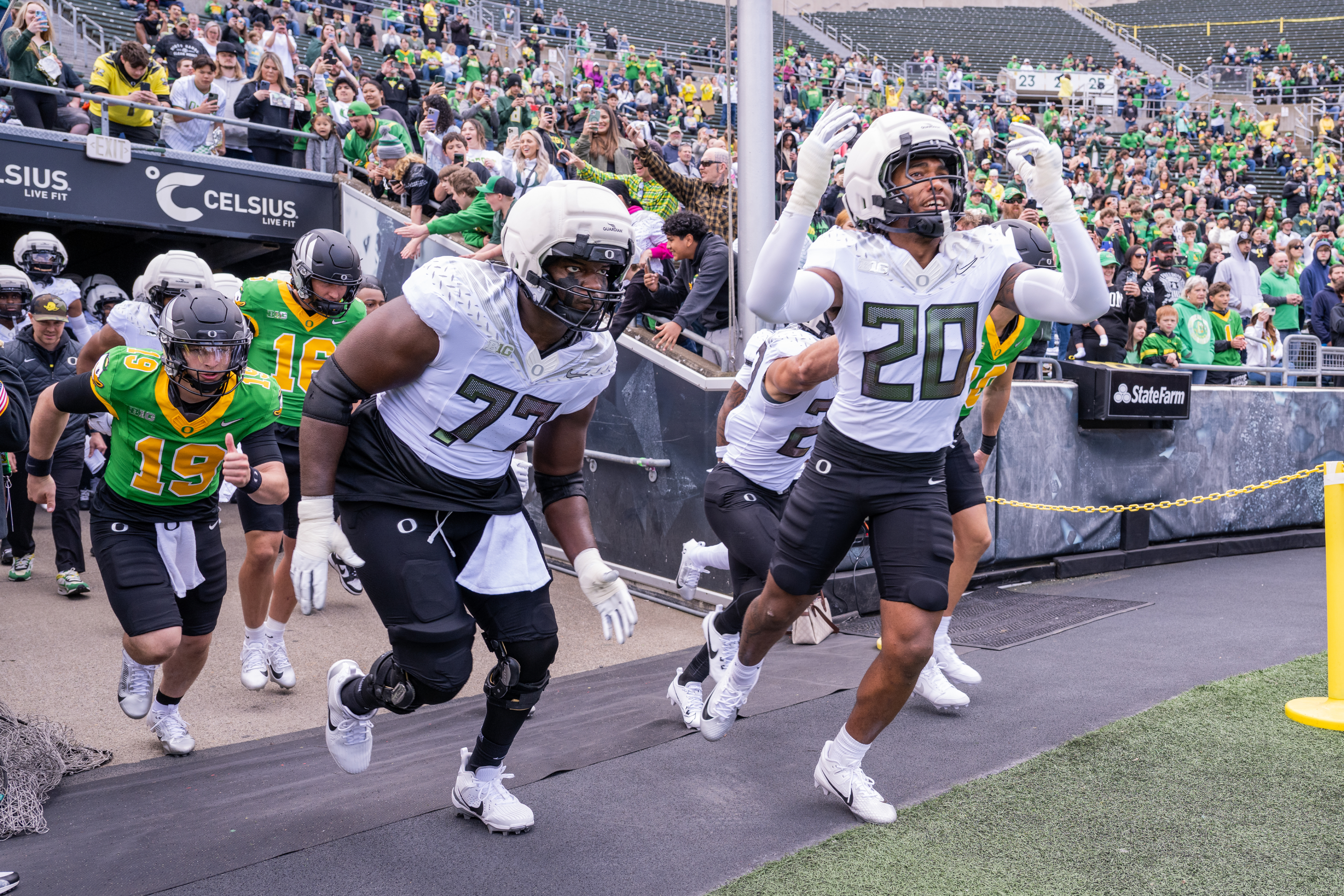 No. 2 Oregon Ducks running back to redshirt remainder of 2025 | The ...
