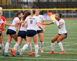 Bend High girls soccer wins Class 5A state championship | The Bulletin