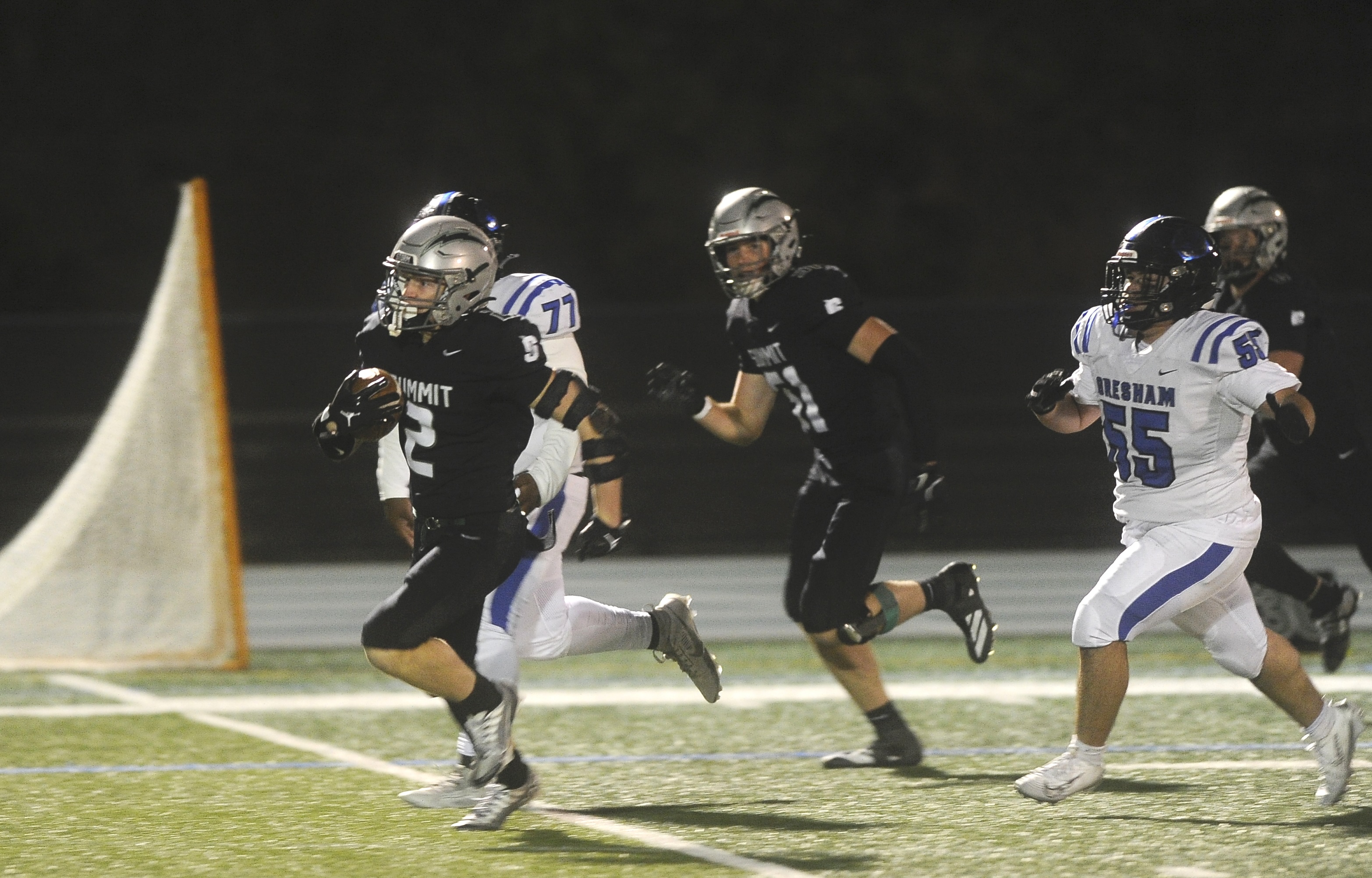 Top-seeded Summit football rolls past Gresham; Mountain View, Culver ...