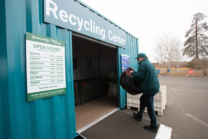 Knott Landfill expands recycling options for Bend residents | The Bulletin